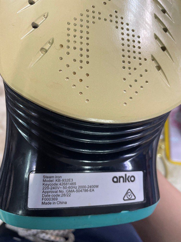 Anko Steam Iron 220v, TV & Home Appliances, Irons & Steamers on Carousell