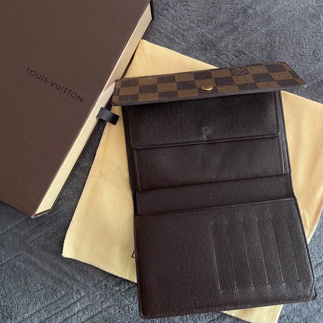 Authentic LV Damier wallet, Luxury, Bags & Wallets on Carousell