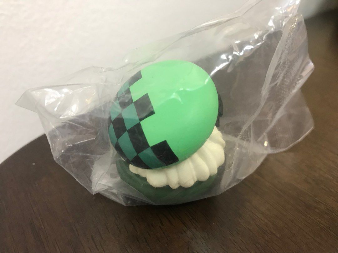 BANDAI Kimetsu No Yaiba Demon Slayer Capsule Chara Macaron Mini Figure ...