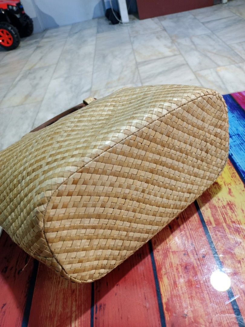 Banig bag with wooden handle, Women's Fashion, Bags & Wallets, Beach ...