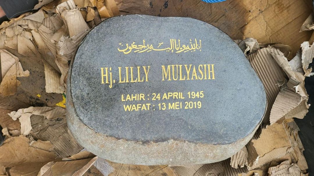 Batu Nisan Andesit Batu Alam Ukir Nama, Perkebunan di Carousell