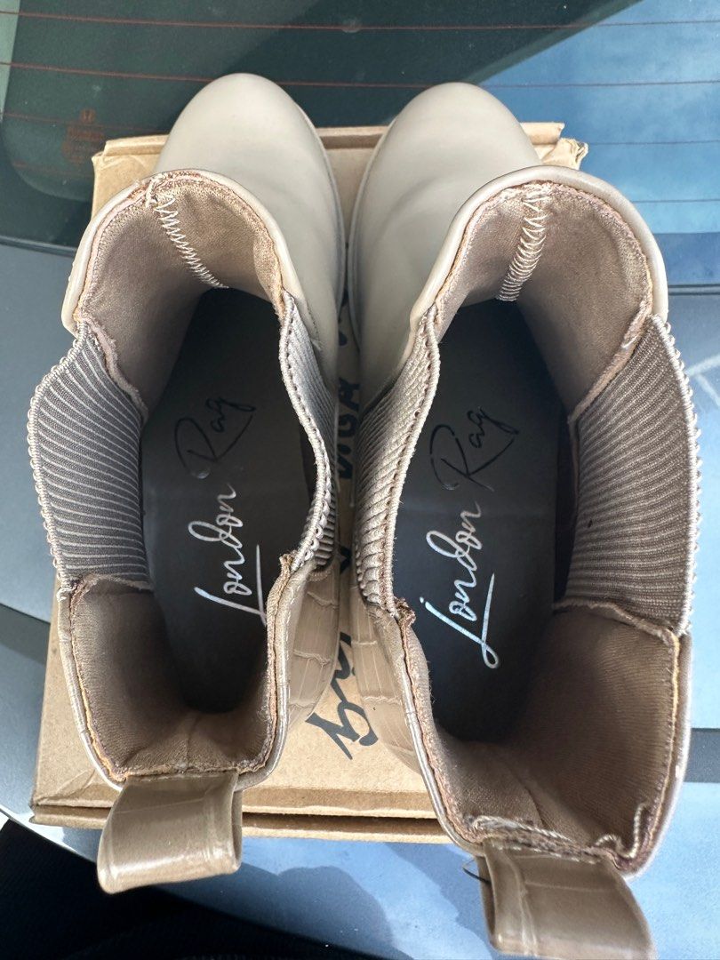 Boots London Rag, Women's Fashion, Footwear, Boots on Carousell