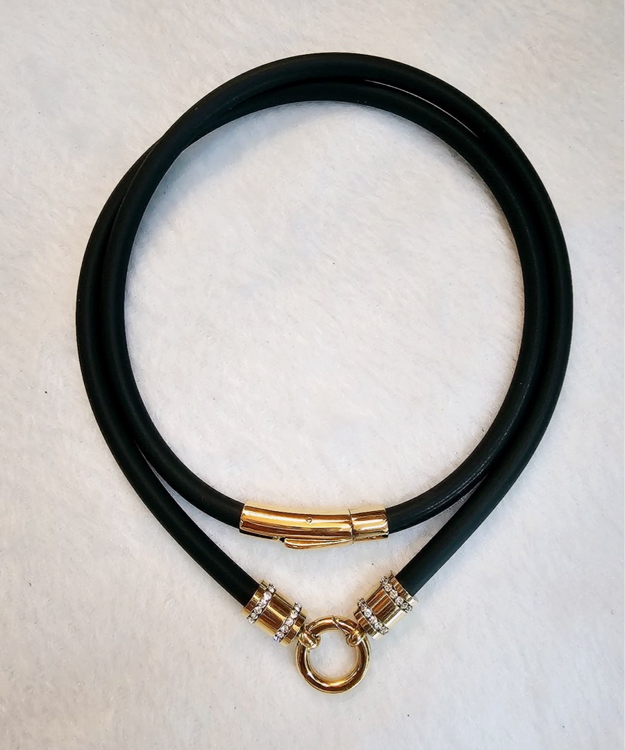 Clip Hook Amulet Necklace, Women's Fashion, Jewelry & Organisers ...