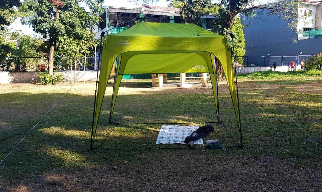 Coleman instant shade 300 tent, Sports Equipment, Hiking & Camping on ...