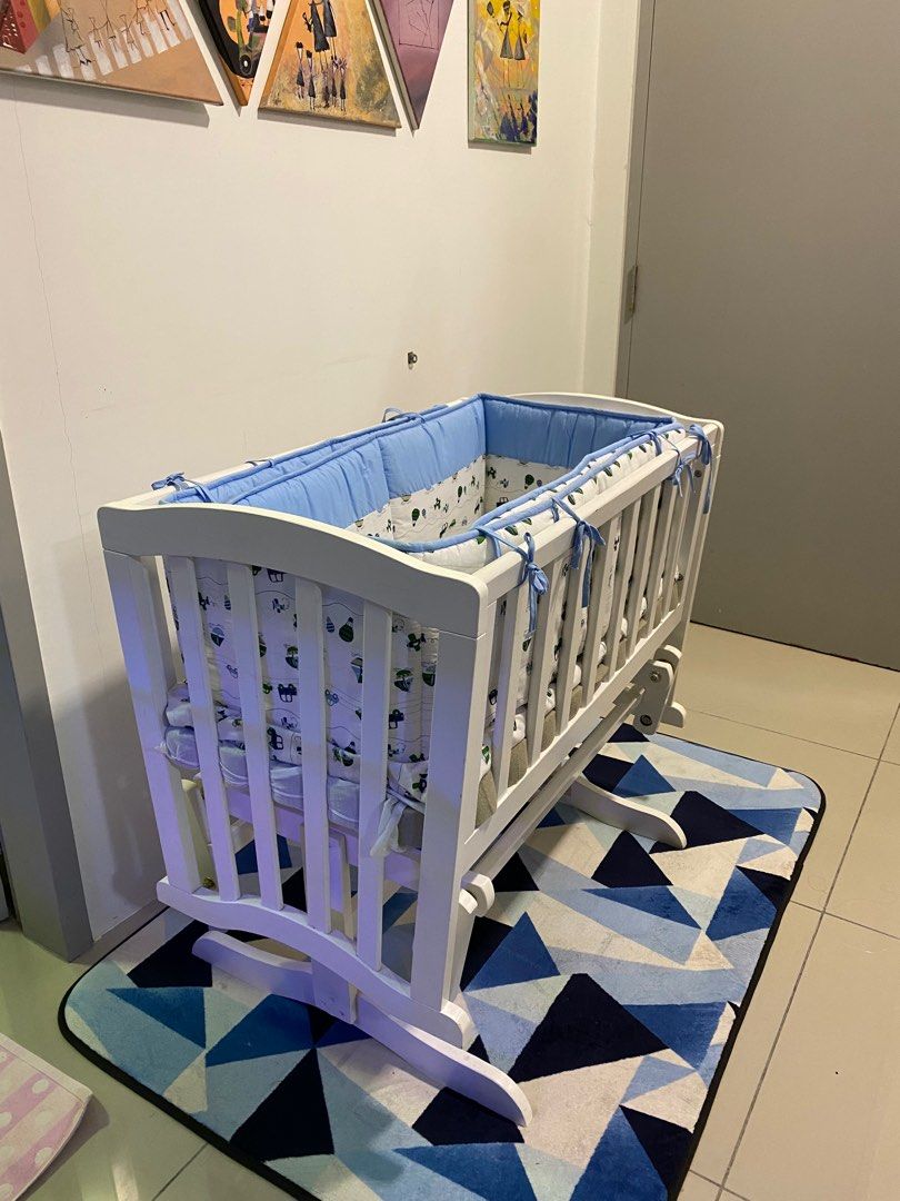 Giggles baby cot, Babies & Kids, Baby Nursery & Kids Furniture, Cots & Cribs on Carousell