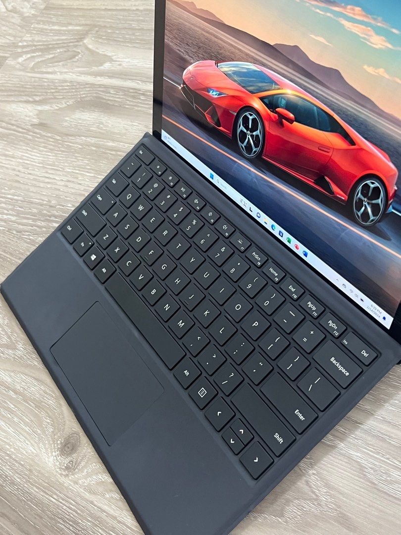 Microsoft Surface Pro 7 Platinum 2-in-1 Laptop | i7-1065G7 16GB 256GB ...