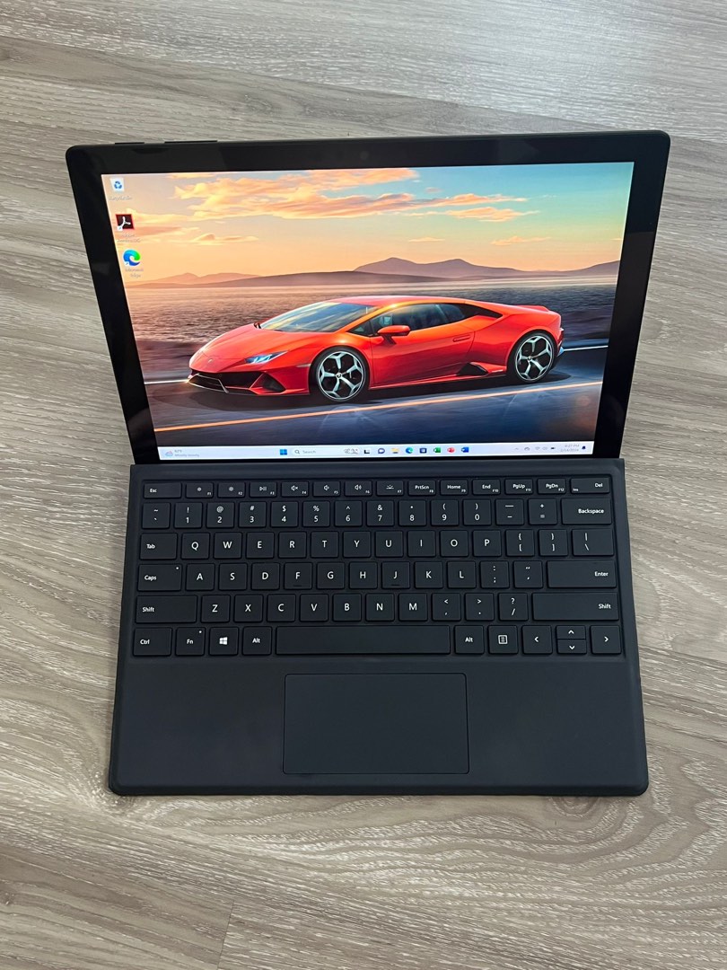 Microsoft Surface Pro 7 Platinum 2-in-1 Laptop | i7-1065G7 16GB 256GB ...