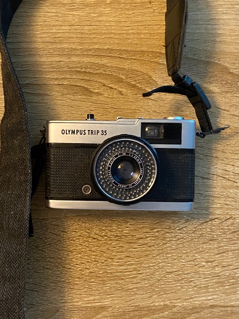 Olympus Trip 35 Film Camera, Photography, Cameras on Carousell