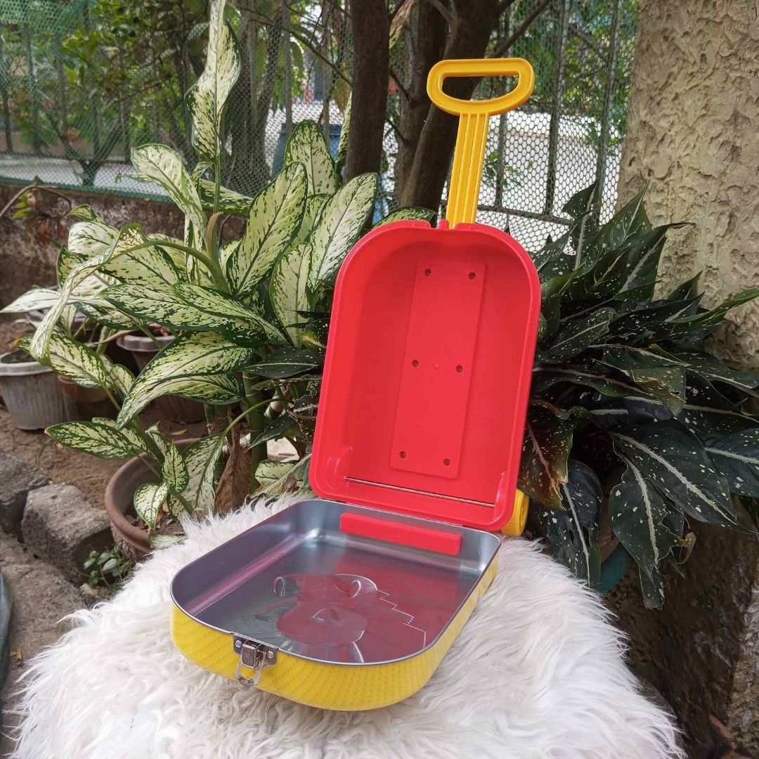 POKEMON Pikachu Assorted Sweets Carry Case Lotte, Hobbies & Toys, Toys ...