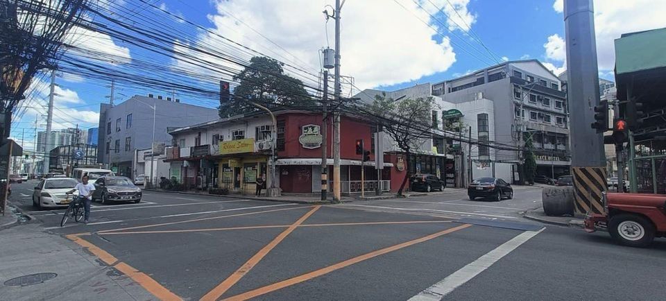 Prime Commercial Property in Makati Chino Roces Ave and Kamagong St ...