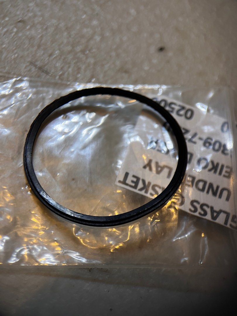 Seiko 6309-7290 Glass Gasket Under Lay, Men's Fashion, Watches ...