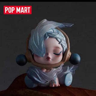 BATMAN Gotham city popmart red robin, Hobbies & Toys, Toys & Games on ...