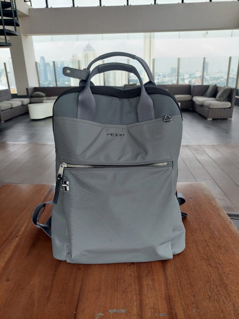 Tumi Essential Backpack, Barang Mewah, Tas & Dompet di Carousell