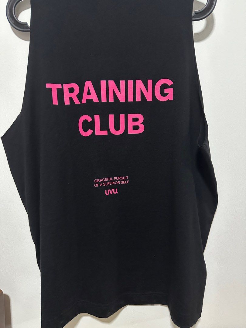 UVU Training Club Sleeveless Top, Men's Fashion, Activewear on Carousell