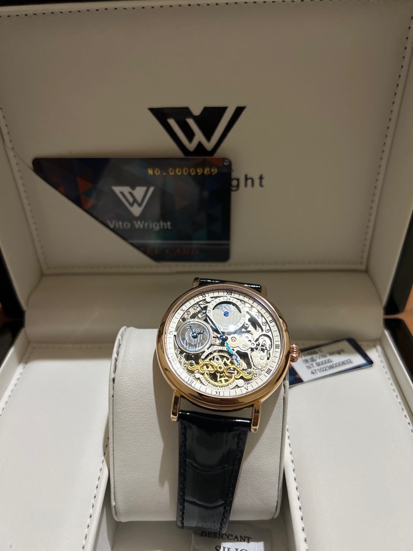 Vito Wright 機械錶, 他的時尚, 手錶及配件, 手錶在旋轉拍賣