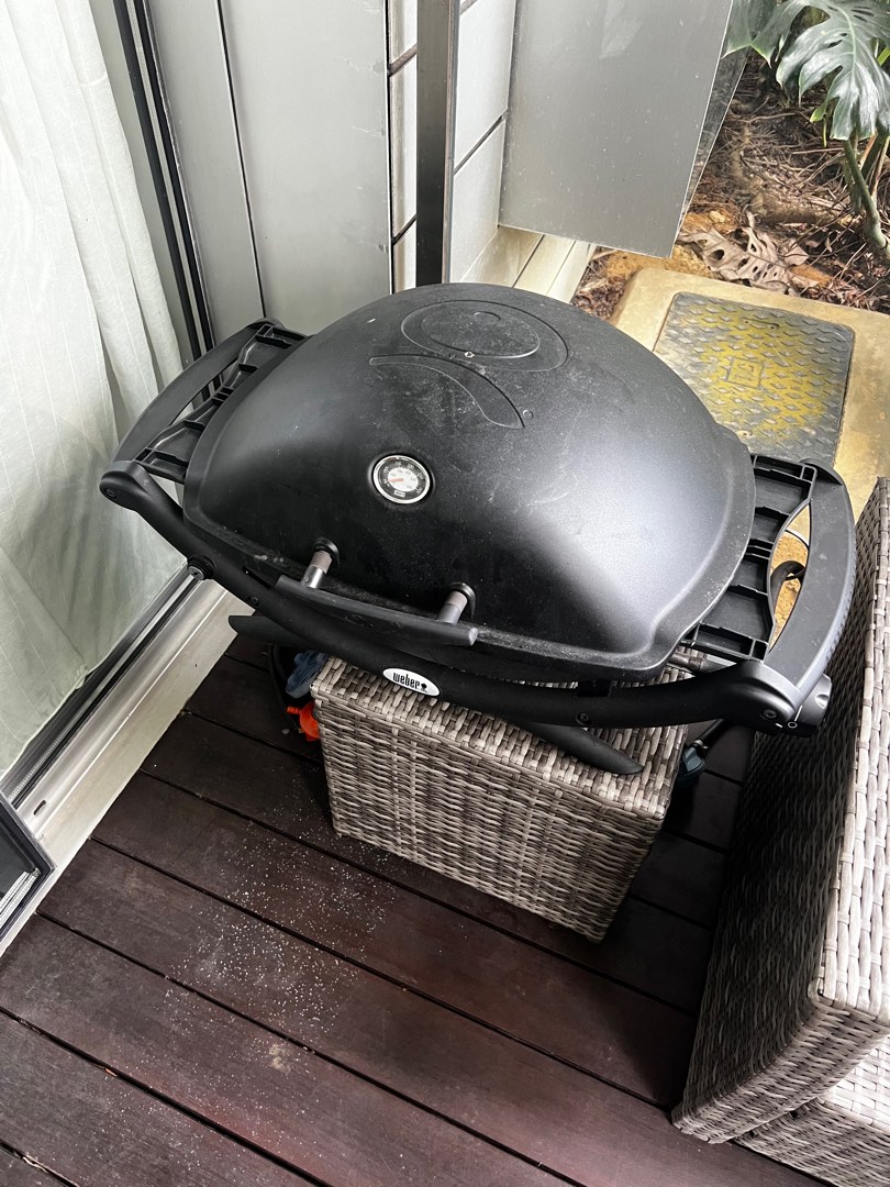Weber grill Q2000 (UP 750), TV & Home Appliances, Kitchen Appliances ...