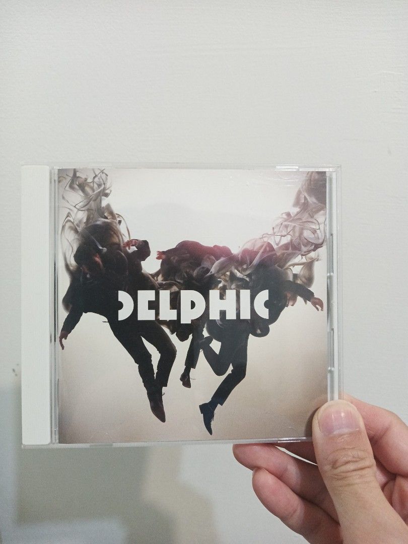 Delphic - Acolyte專輯, 書籍、休閒與玩具, 樂器、音樂相關, CD、DVD在旋轉拍賣