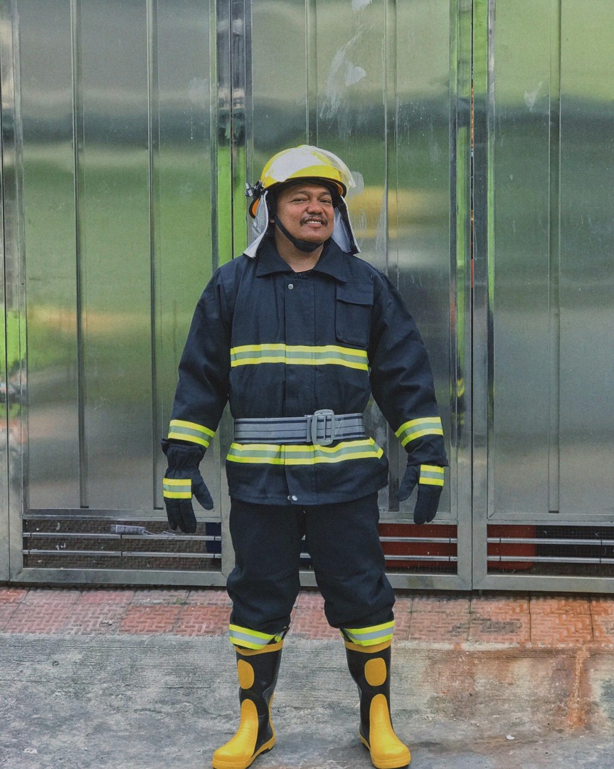 FIREMAN SUIT SET, Men's Fashion, Coats, Jackets and Outerwear on Carousell