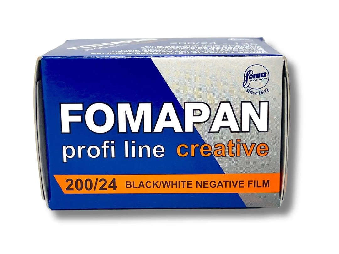 Fomapan creative black and white negative film, 攝影器材, 攝影配件, 其他攝影配件 ...