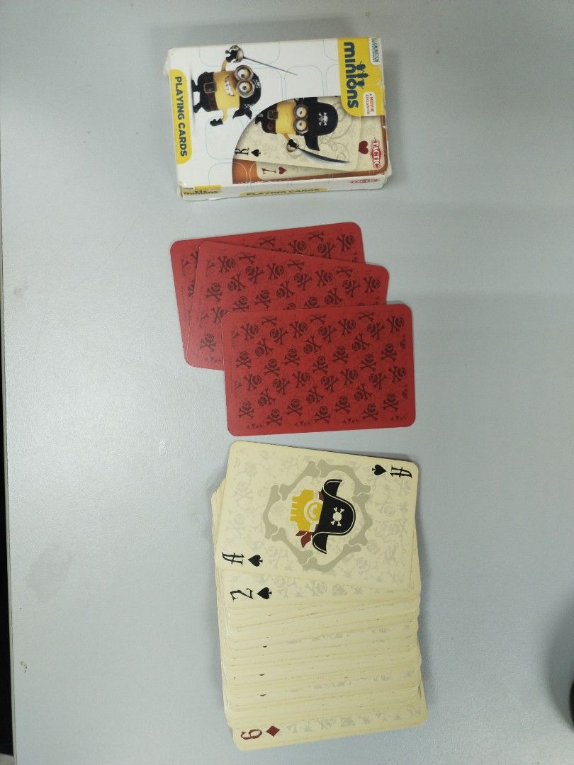 Minions Playing Cards, Hobbies & Toys, Toys & Games on Carousell