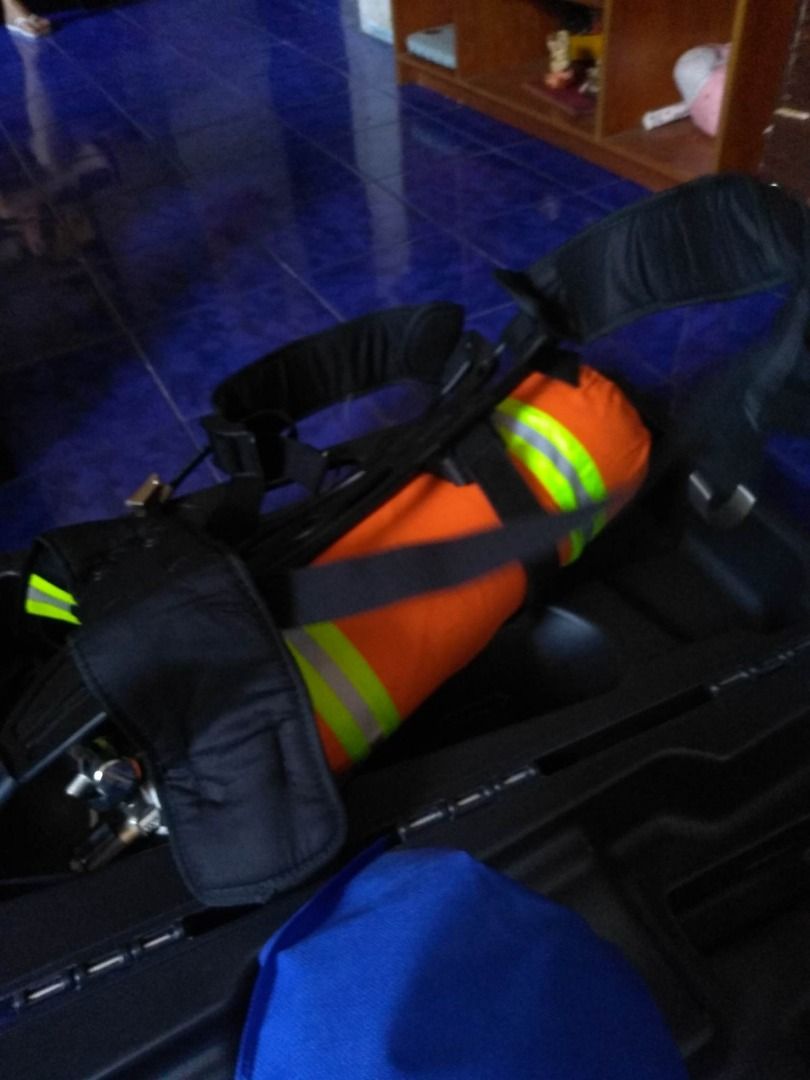 OMAGA SELF CONTAINED BREATHING APPARATUS OMAGA, Commercial & Industrial ...