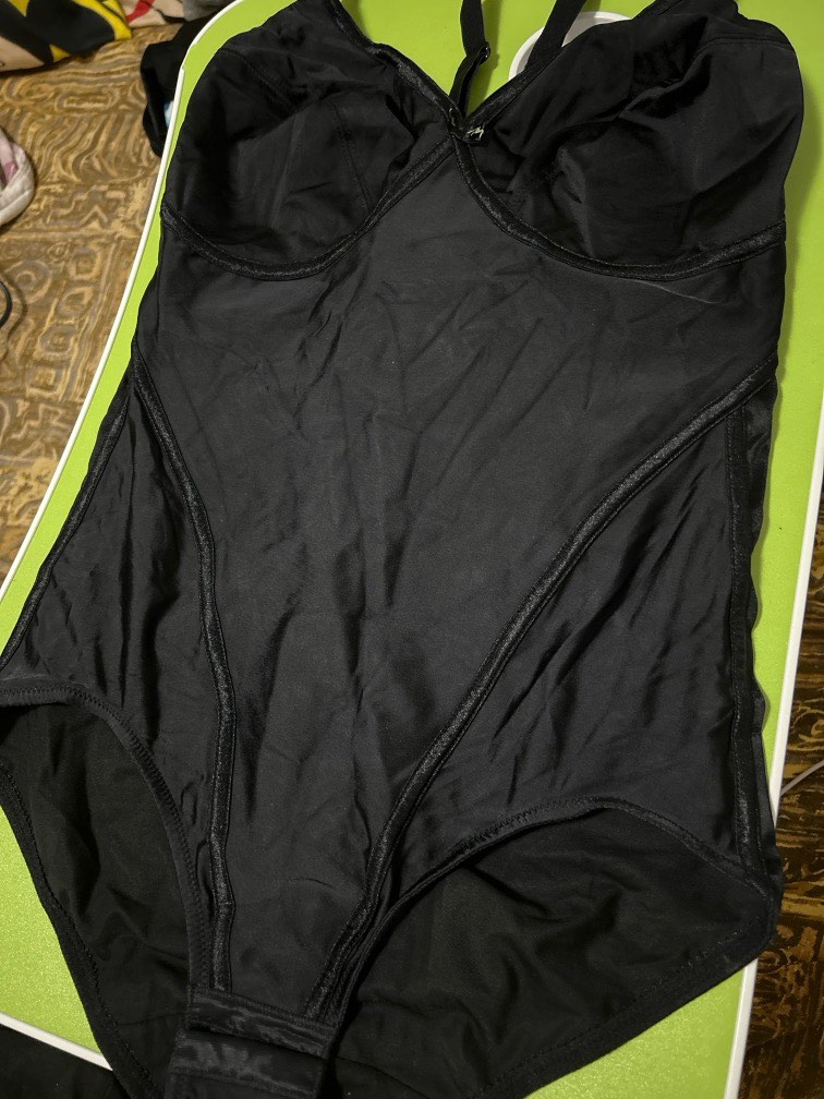 Playtex full body girdle size 40D, Women's Fashion, Swimwear, Bikinis ...