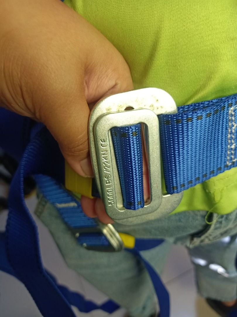 ROUGH RIDER SAFETY HARNESS, Commercial & Industrial, Construction Tools ...