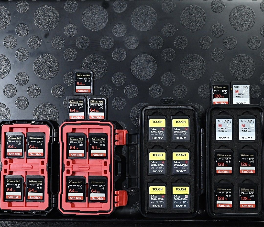 Sandisk / Sony Genuine assorted SD Cards, Photography, Photography ...