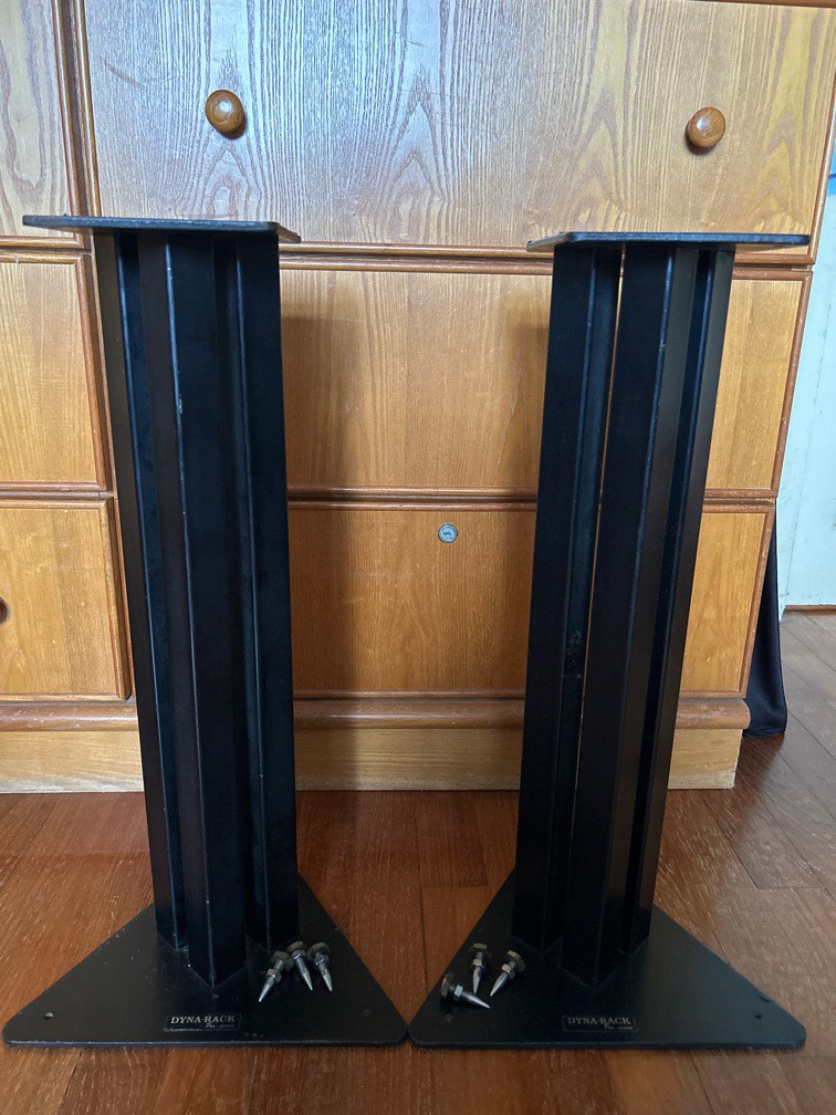 Solid Steel Speaker stand. Heavy & stable. Removable spikes complete ...