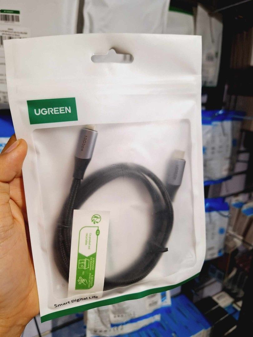 UGREEN USB-C to USB-C 4K@60Hz 100W Fast Charging Nylon Braided Cable 3. ...
