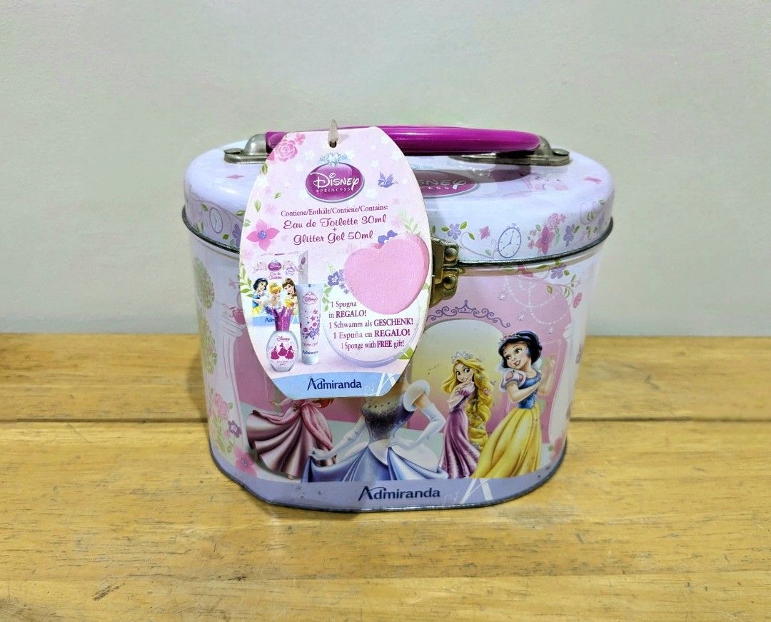 Disney Princess Tin Can Case with accessories craft materials, Hobbies ...