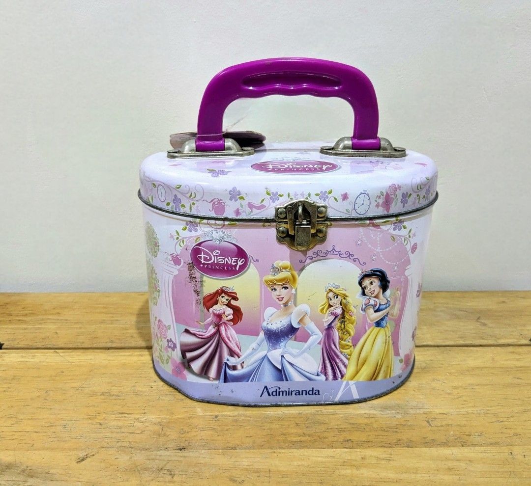 Disney Princess Tin Can Case with accessories craft materials, Hobbies ...