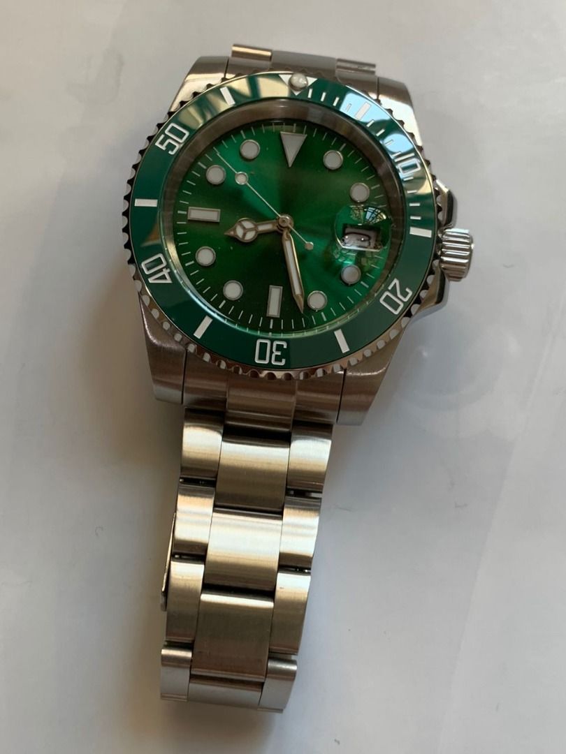 Preloved Diver Style Green Sunburst Dial 40mm Stainless Steel Automatic ...
