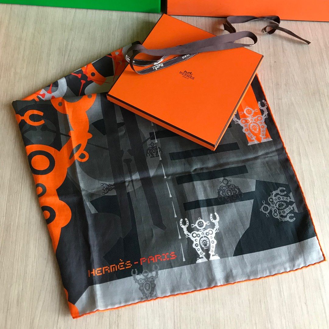 Hermes Authentic HRMS Orange Carre Mr Farrier Robot Craft, Barang Mewah ...