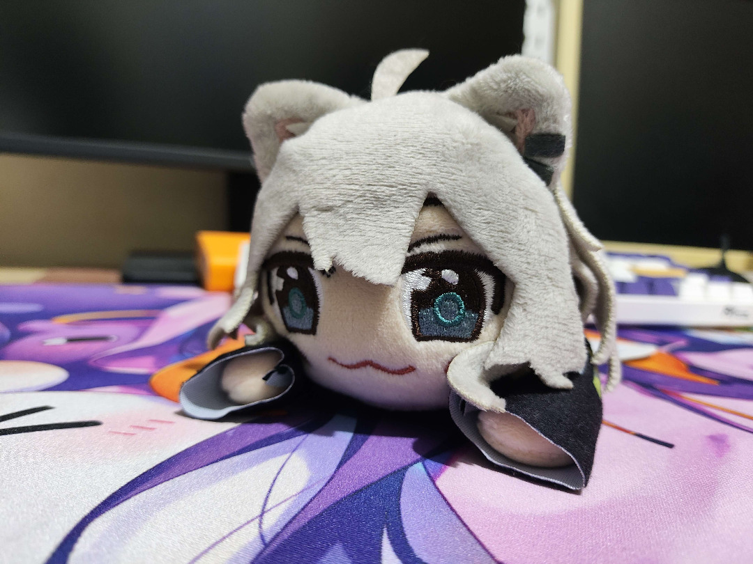 Hololive x Molly Fantasy Voice Plush Shishiro Botan, Hobbies & Toys ...