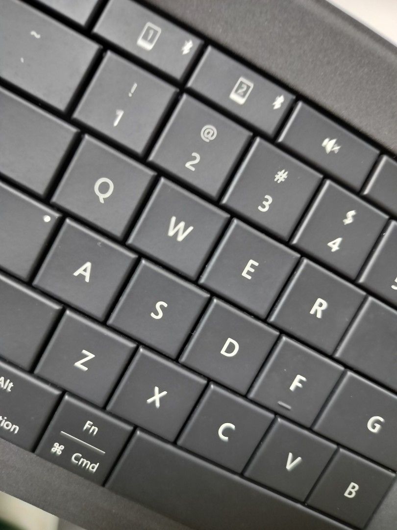 MICROSOFT FOLDABLE KEYBOARD, Computers & Tech, Parts & Accessories ...