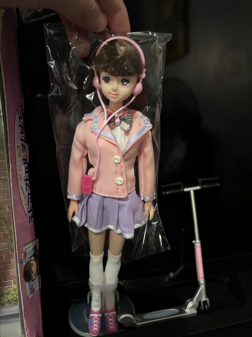 Mimi doll, Hobbies & Toys, Toys & Games on Carousell