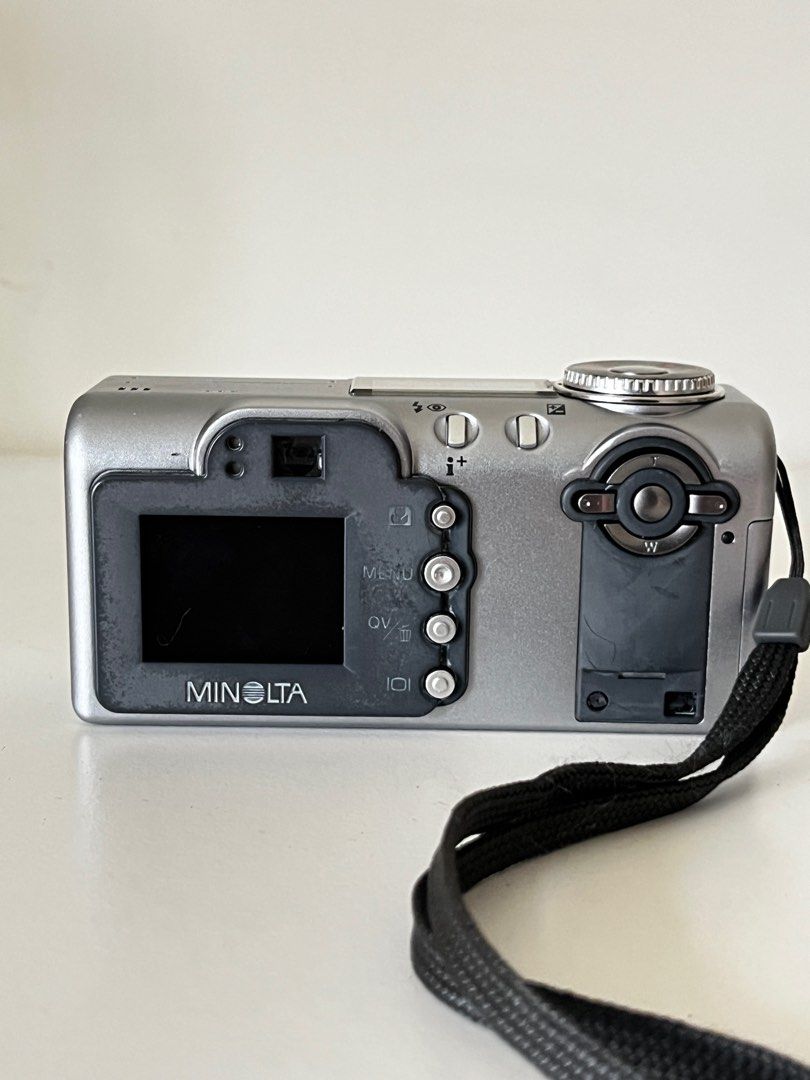 minolta 美能達CCD F300 漂亮, 相機攝影, 相機在旋轉拍賣