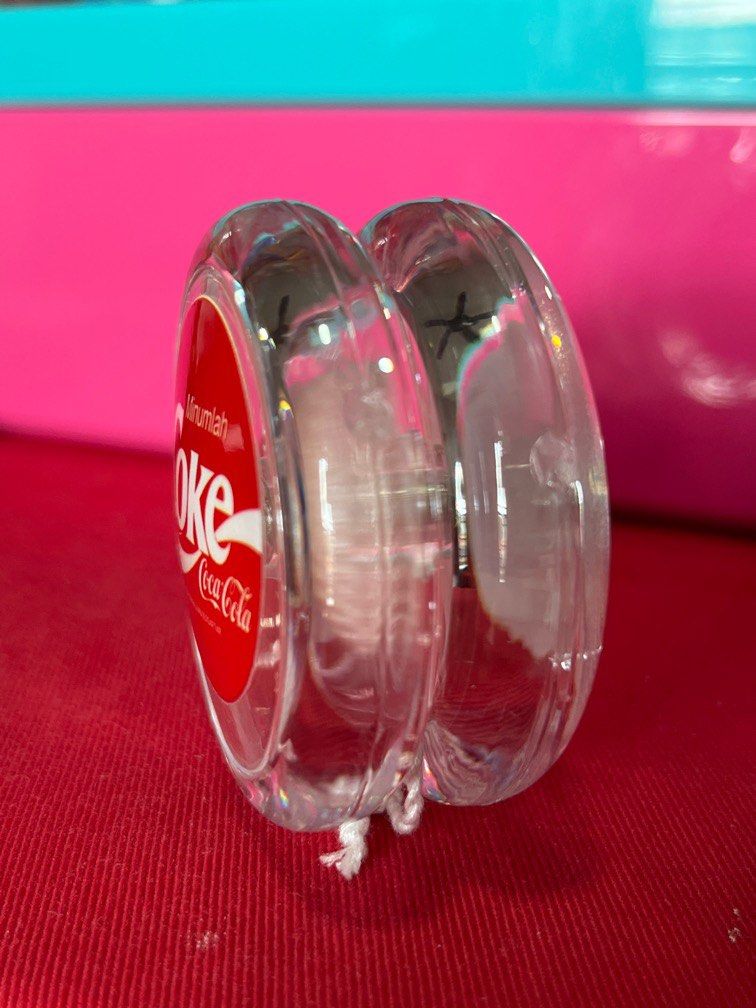 Minumlah Coke yo-yo Coca Cola, Hobbies & Toys, Toys & Games on Carousell