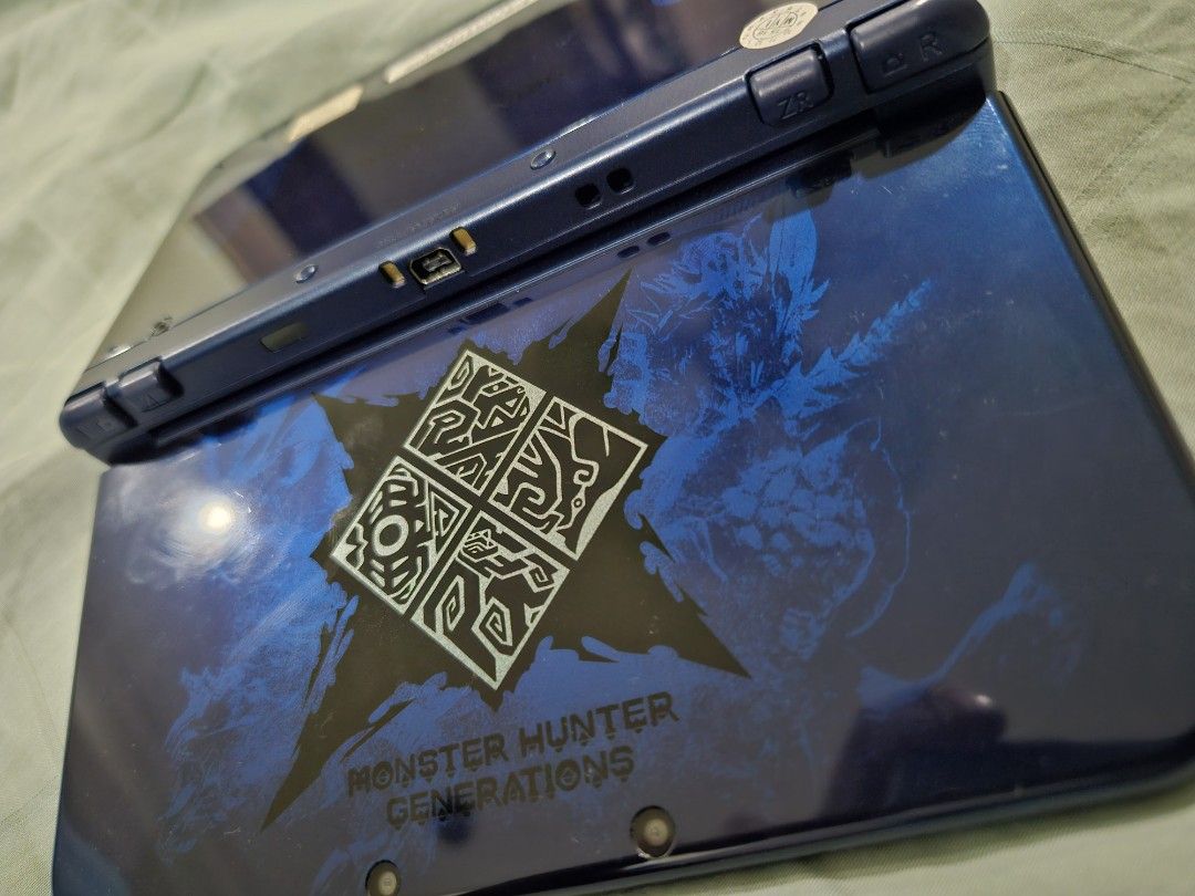 Nintendo 3DS XL Monster Hunter Limited Edition, Video Gaming, Video ...