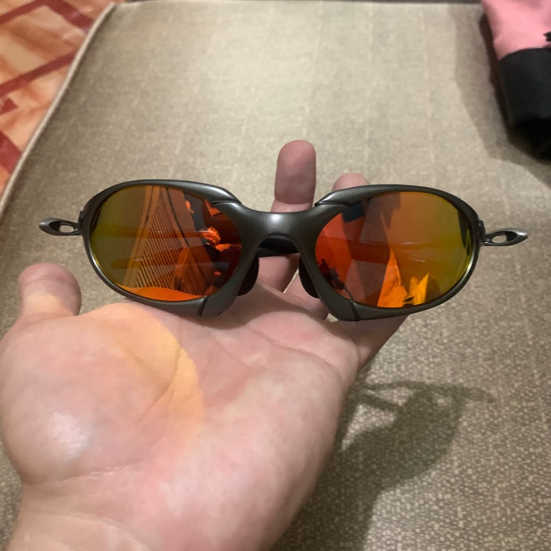 Oakley Romeo, Men's Fashion, Watches & Accessories, Sunglasses ...