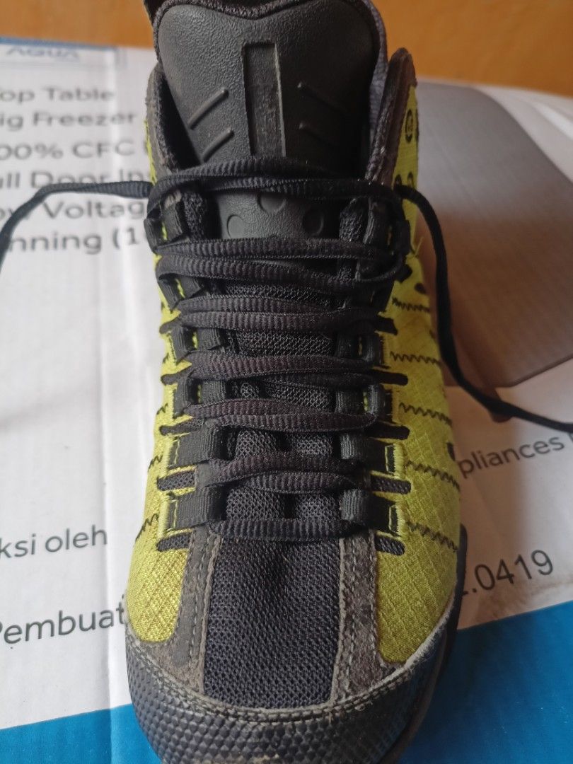 Sepatu gunung, Fesyen Pria, Sepatu , Sepatu Boot di Carousell