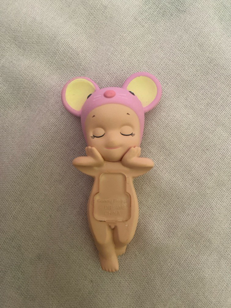 Sonny Angel Dreaming Mouse Hipper, Hobbies & Toys, Toys & Games on ...