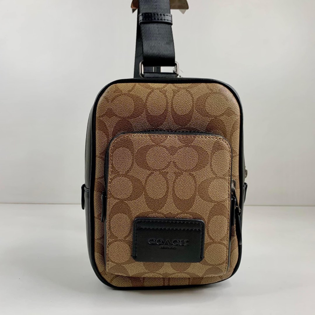 TRACK PACK 14 IN SIGNATURE CANVAS (COACH CL412), Men's Fashion, Bags ...