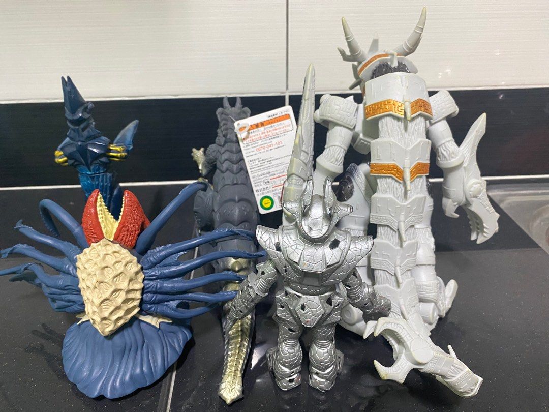 Ultraman Kaiju, Hobbies & Toys, Toys & Games on Carousell