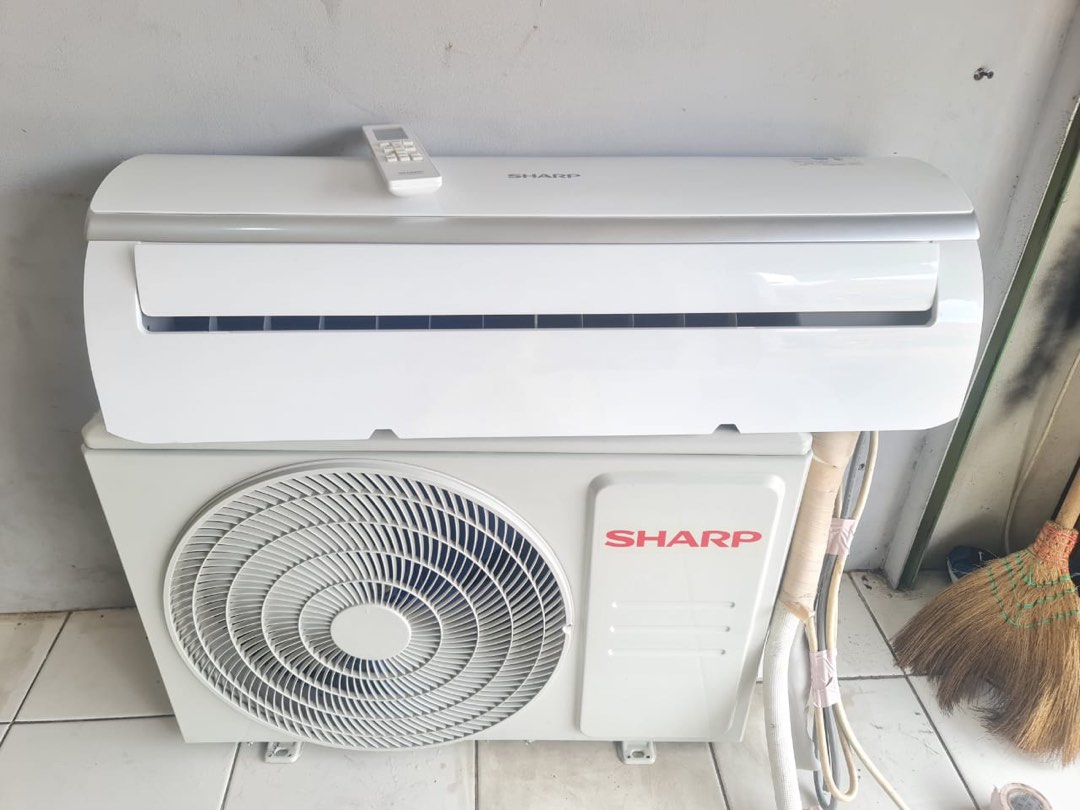 Ac Sharp R32 1Pk , pemakaian baru 3 bulan, Elektronik, Lainnya di Carousell