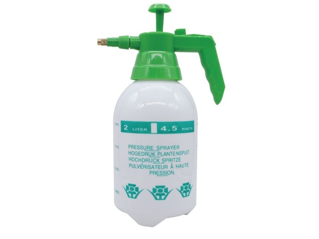 Brand New: Mr DIY-Water Sprayer 2L $5, Furniture & Home Living ...