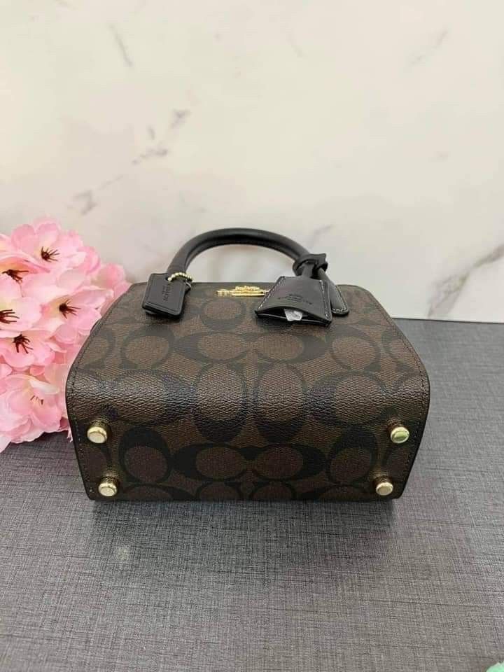 Coach Andrea Mini Carryall In Signature Canvas 迷你可愛手袋 CO975, 預購 - Carousell