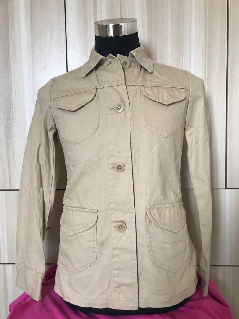 Coleman woman outdoor jacket, Women's Fashion, Coats, Jackets and ...