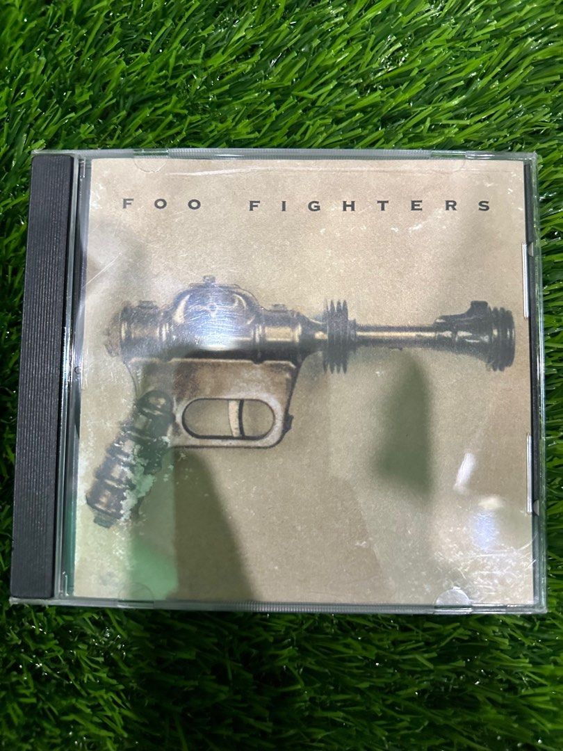 Foo Fighters - Foo Fighters CD, Hobbies & Toys, Music & Media, CDs ...
